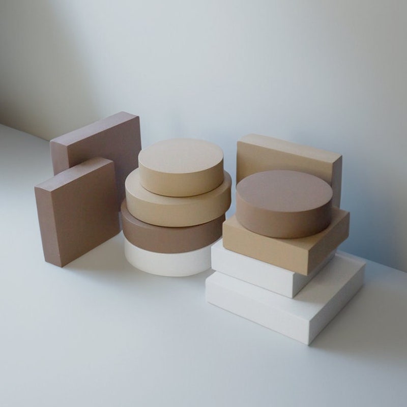 Concrete Round Display - Etsy