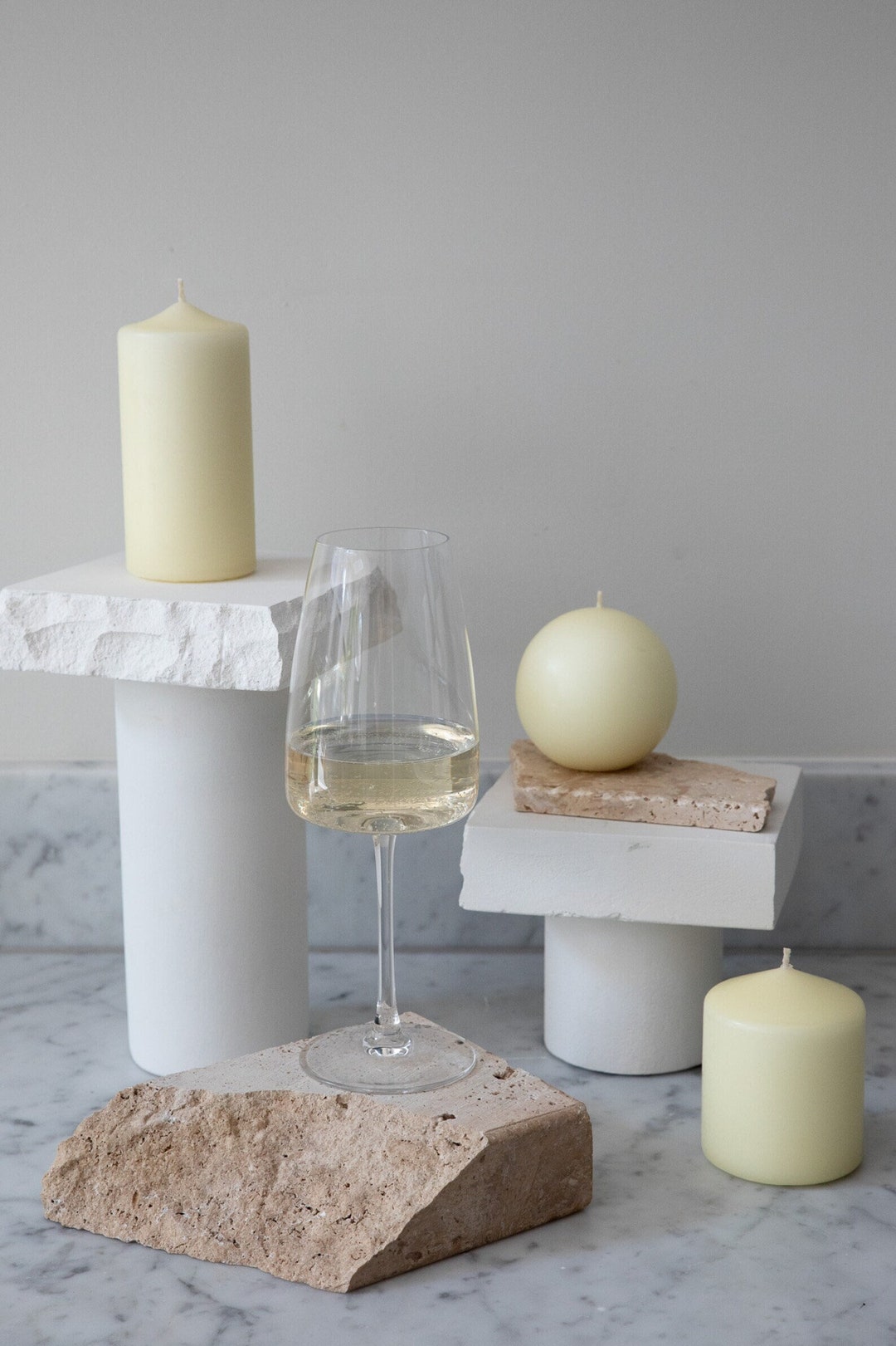 Large Stone Slabs Travertine Pieces Stone Display Platform Vendor ...