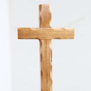 Olive Wood Round Cross Crucifix Standing Holy Land Jerusalem Hand Made ...