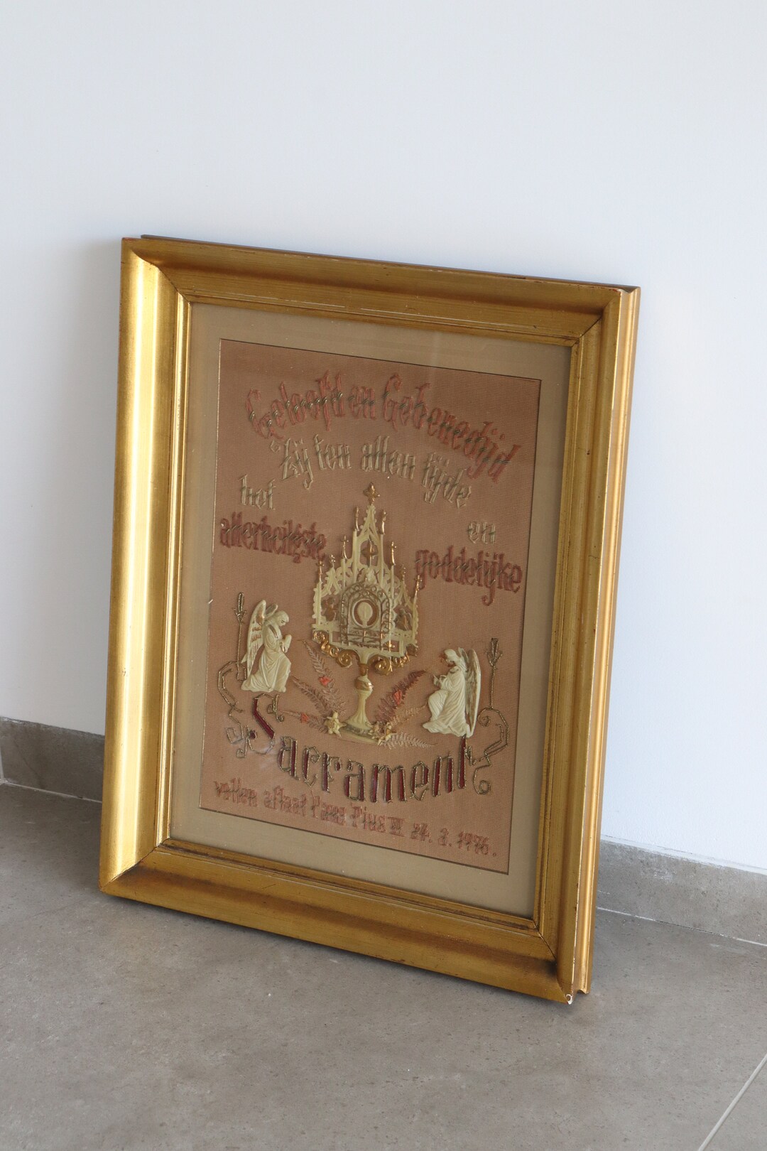Embroidery Wax Monstrance Angels Antique Religious Wall Plaque Gold ...