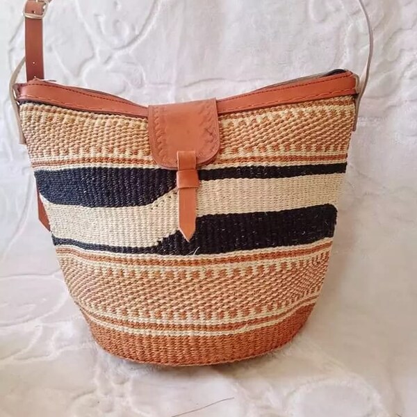 Kiondo - Etsy