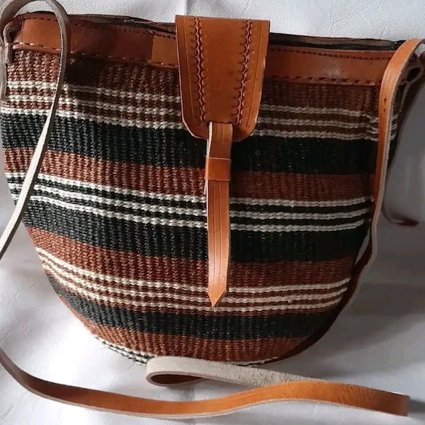 Kiondo - Etsy