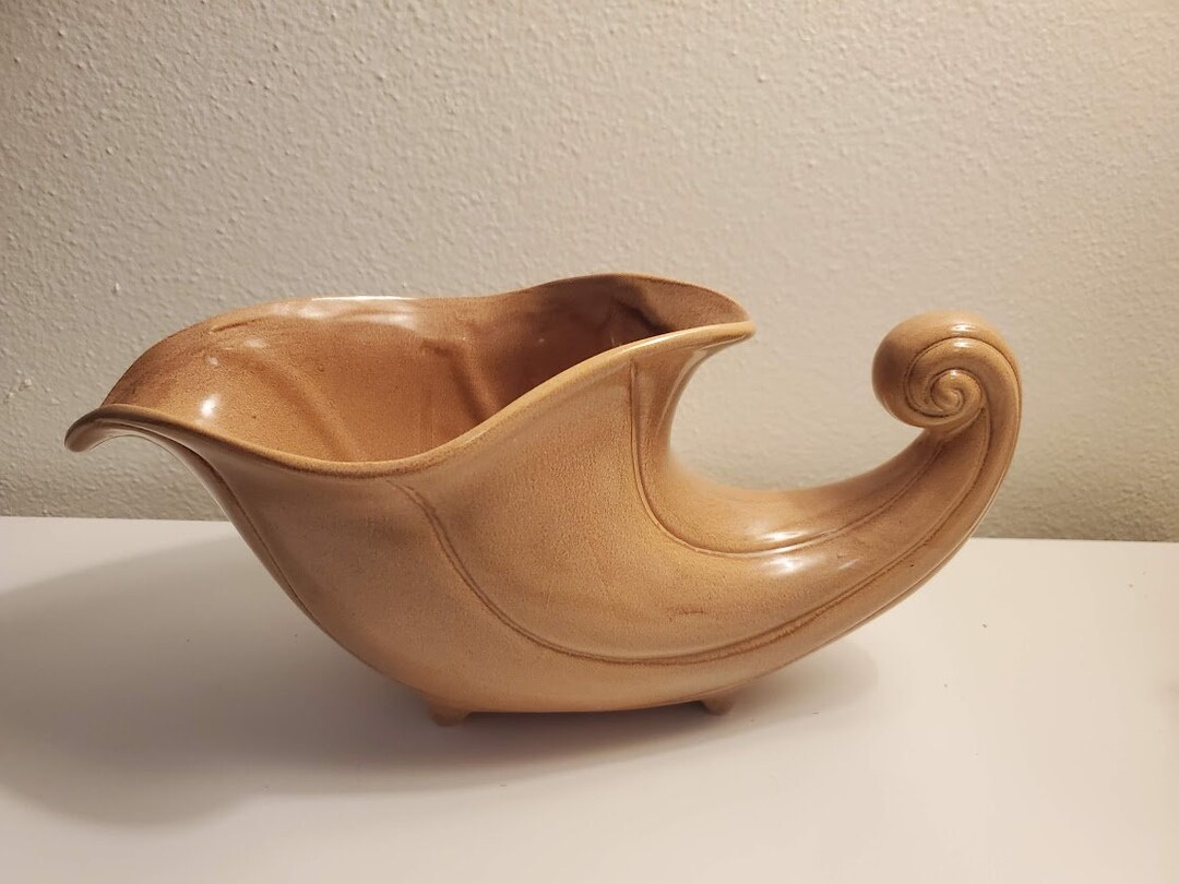 Vintage Red Wing USA Cornucopia Pottery - Etsy
