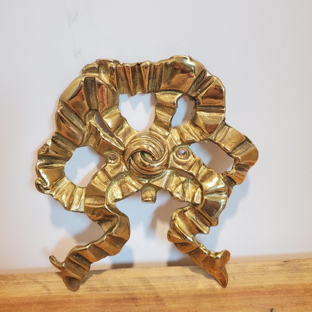 Vintage Heavy Brass Bow Ribbon Pediment / Wall Hook Picture Hanger - Etsy