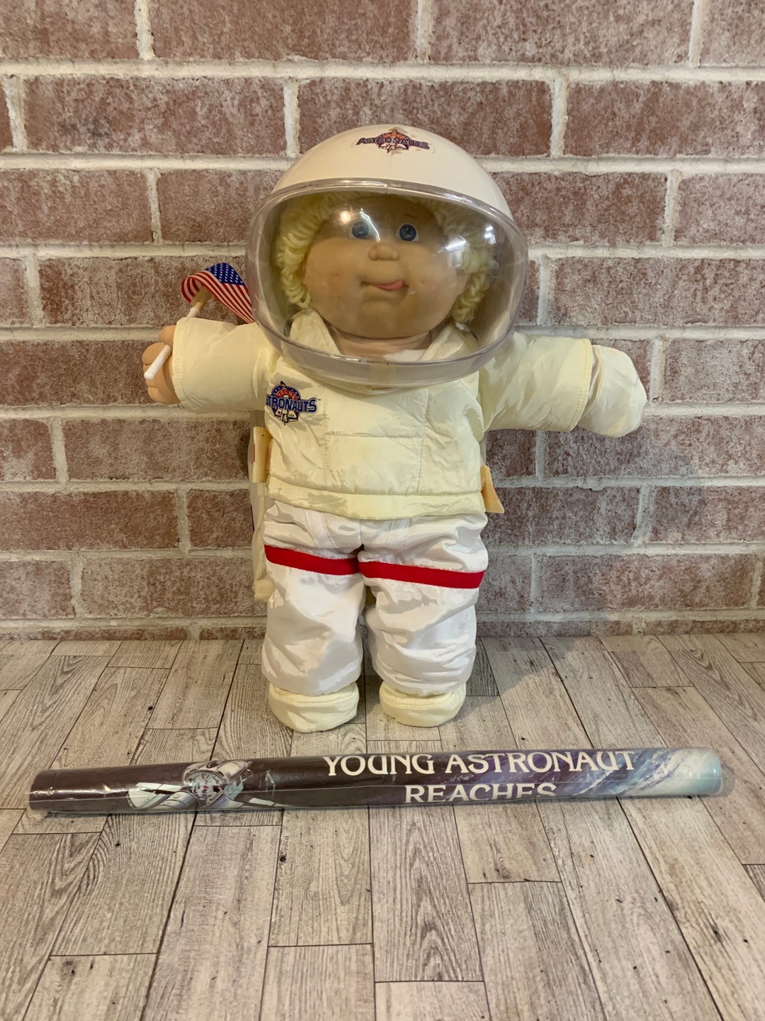 Coleco Cabbage Patch Young Astronaut Doll Girl Lemon Blonde Looped Hair ...
