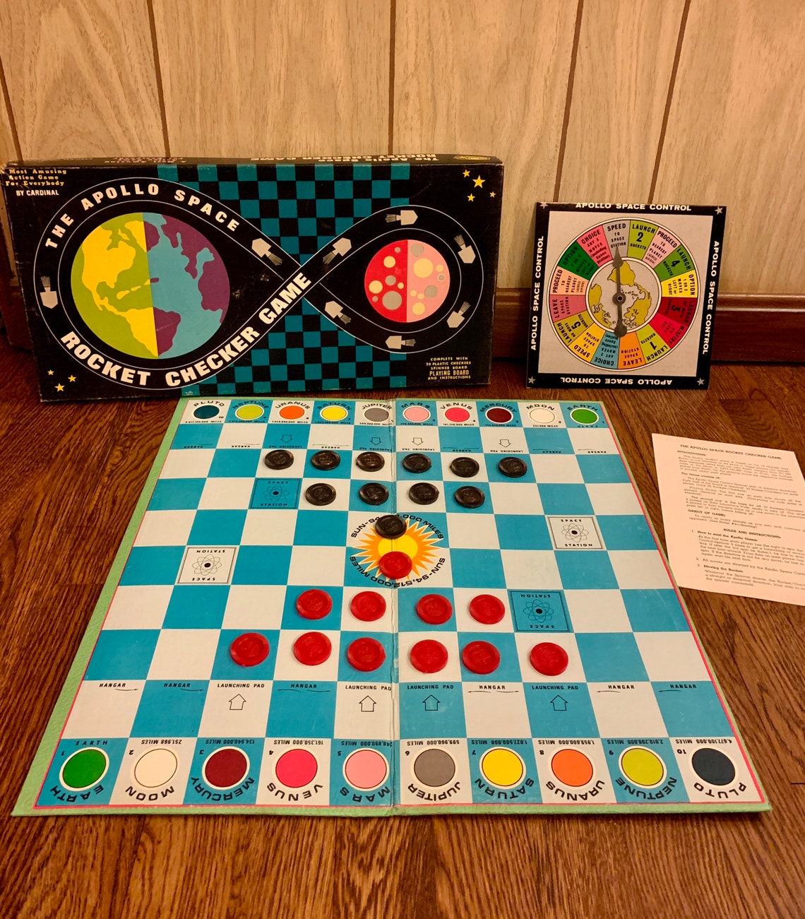 Cardinal Games the Apollo Space Rocket Checkers Game | No. 81 ...