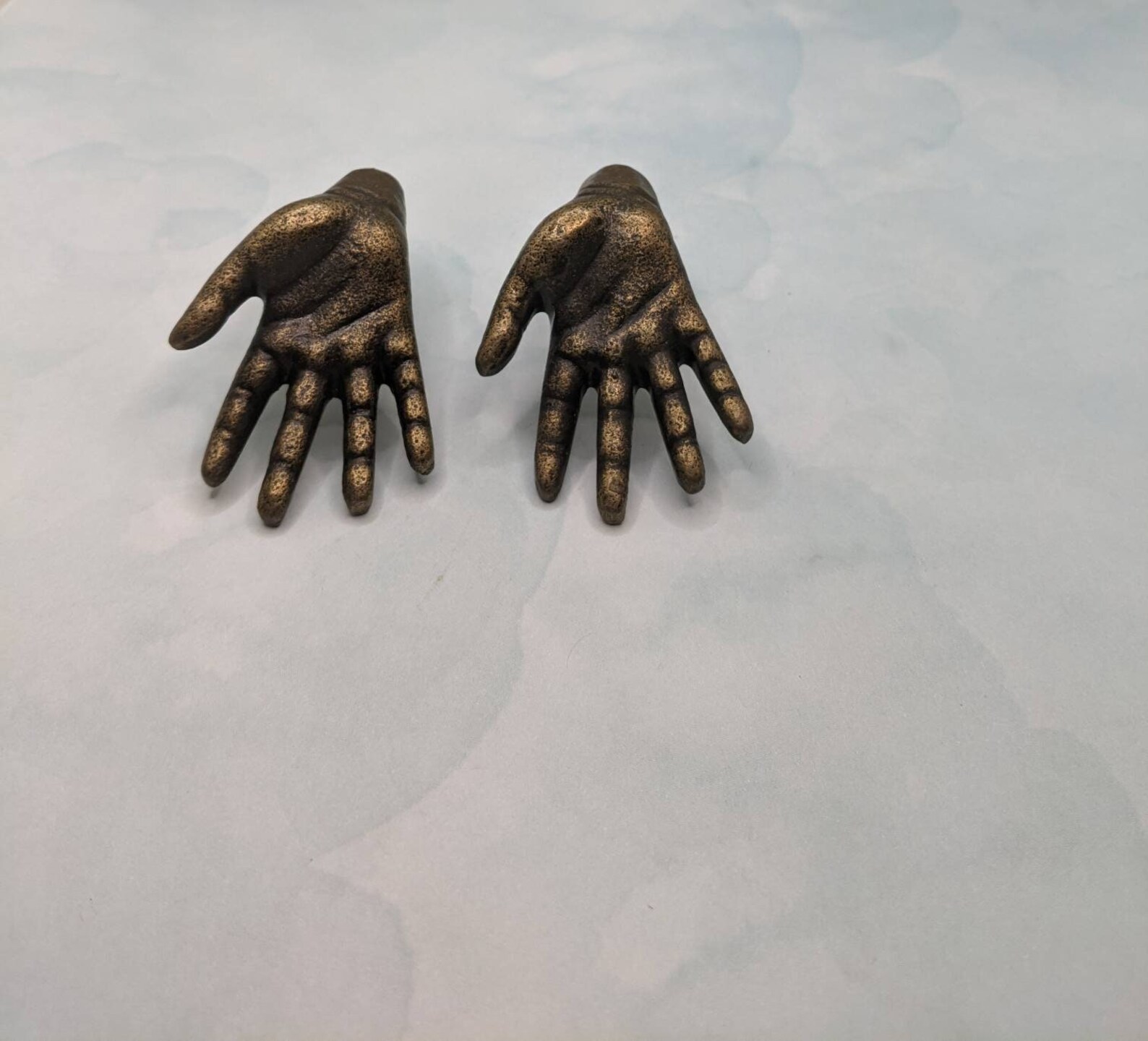 HELPING HANDS Drawer Pull. Coat Hook, Pocketbook Hook, Towel Hook NEW ...