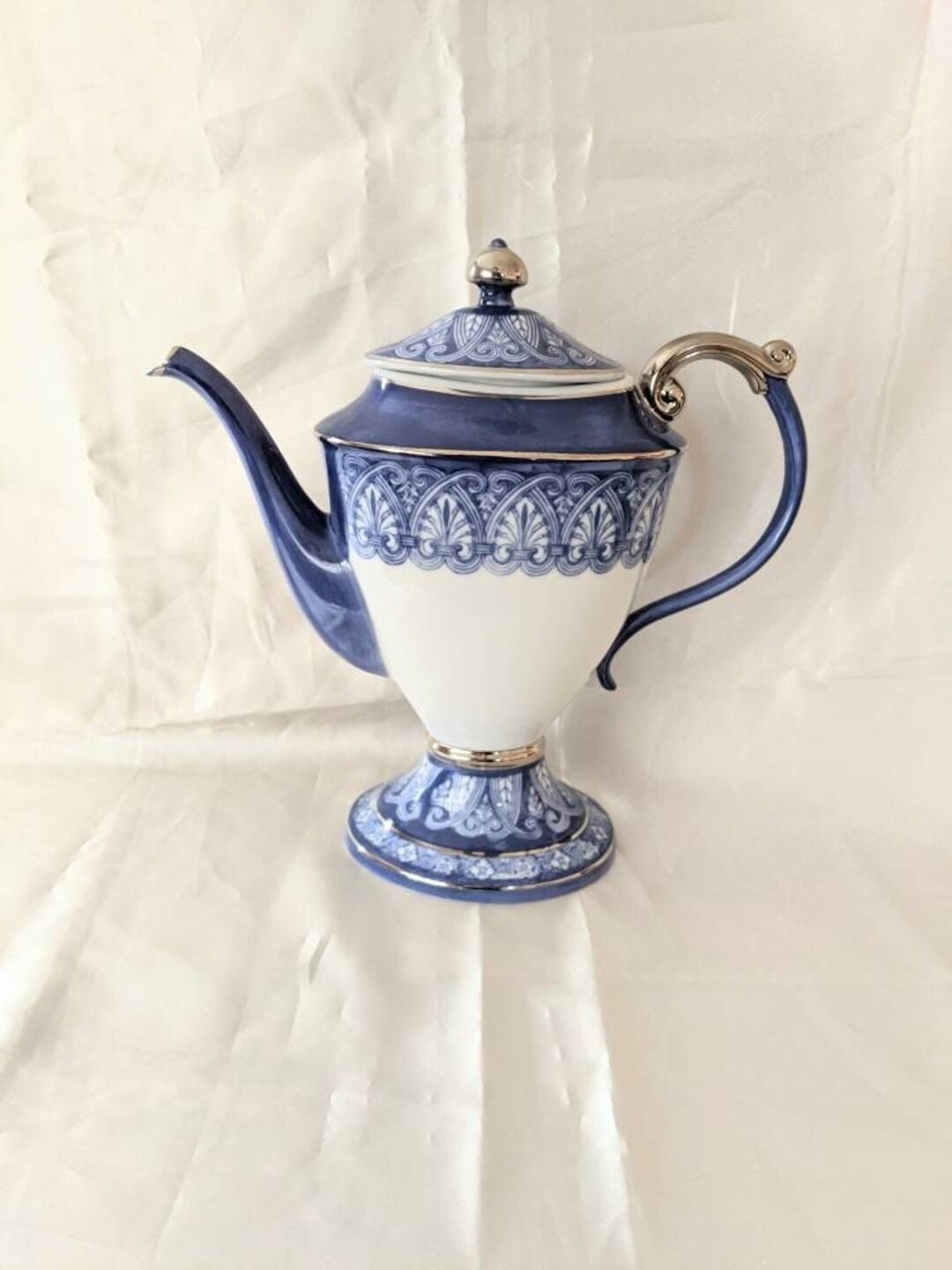 NEW VINTAGE BOMBAY Blue/white/silver Porcelain Teapot/coffee Pot, 11.5 ...