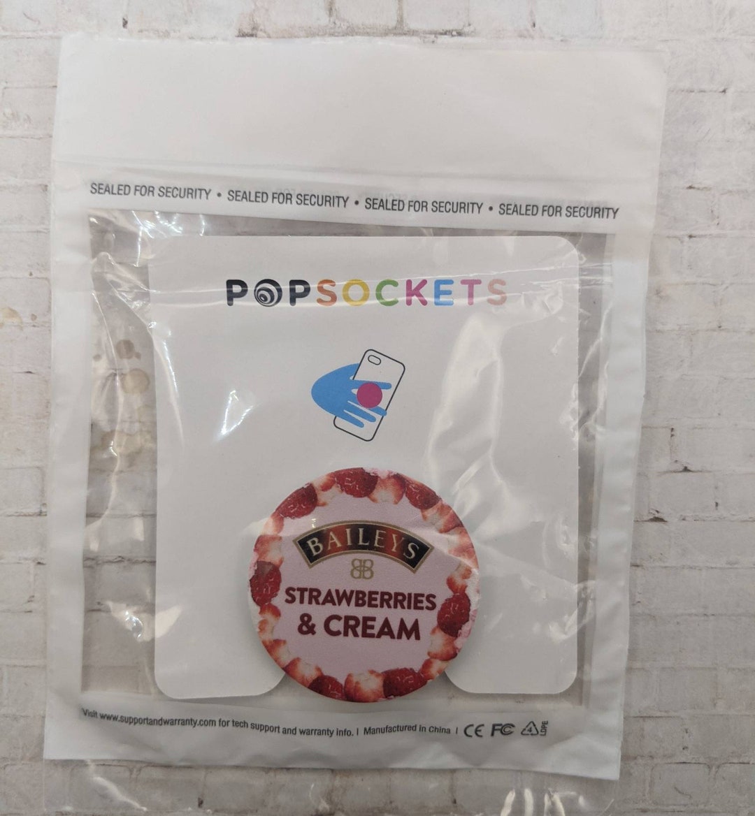 BAILEYS STRAWBERRIES & CREAM Pop Socket, Cell Phone, New Free Shipping ...