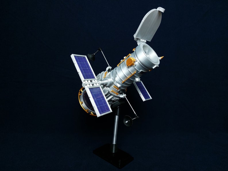 Hubble Space Telescope Model - Etsy