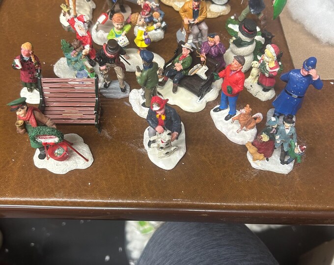 20 Assorted Vintage Lemax Figures Plus a Bench - Etsy