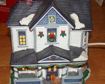 The Village Collection by St Nicholas Square "the Christmas Shop ...