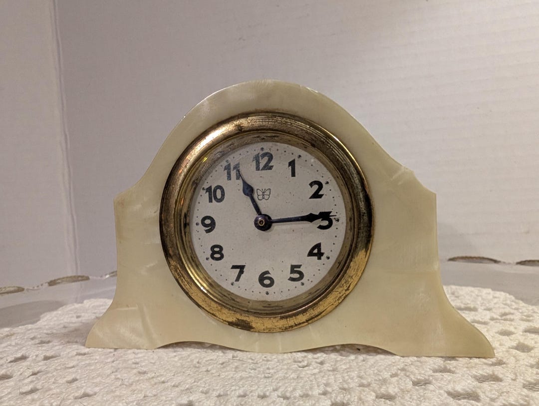 Vintage Lux 1940s Mechanical Wind up Clock, Lux Celluloid Mantle Clock ...