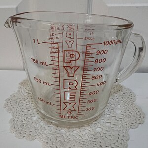 Vintage Pyrex D Ring Handle 4 Cup Measure Cup, Retro Kitchen Wares - Etsy