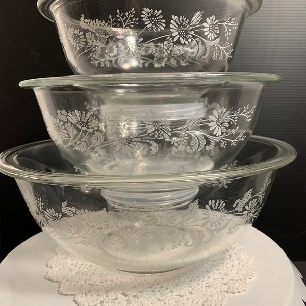 Vintage Mixing Bowls - Etsy