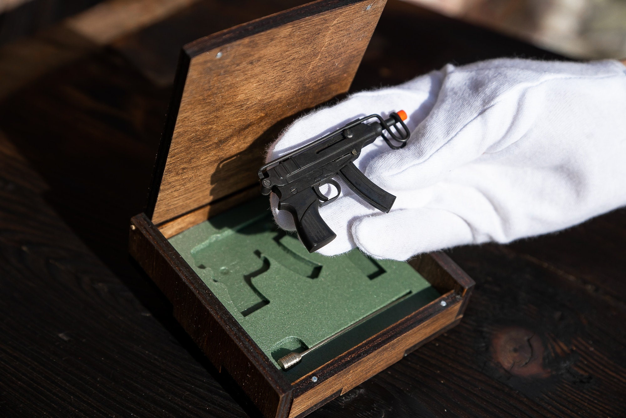 Replica Gun Scorpion Vz 61 Gun Rifle Cap Gun Machine Gun Mini Gun ...