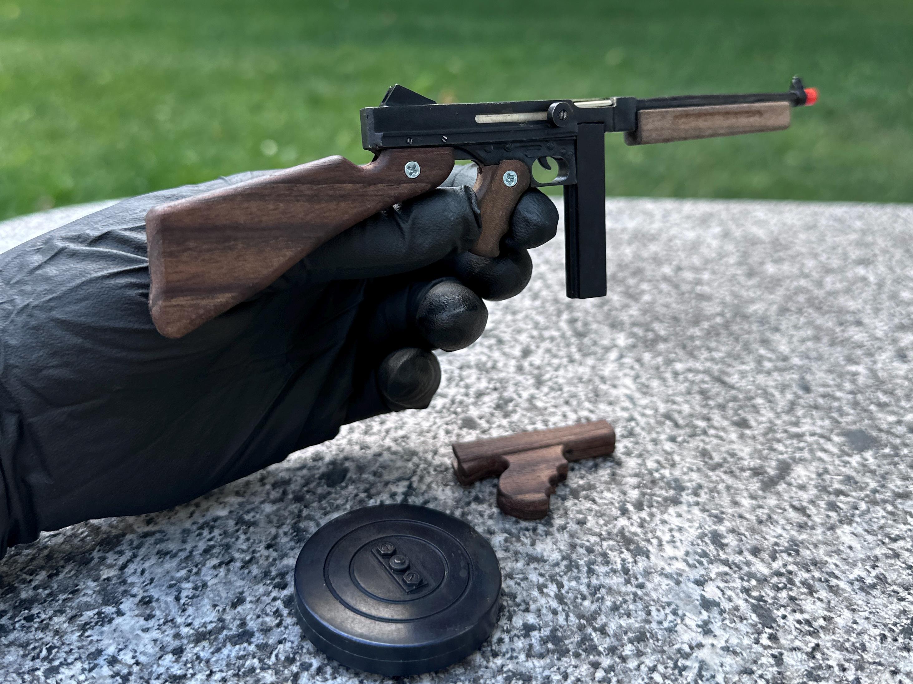 Thompson Submachine Gun — 2mm Miniature Gun - Etsy
