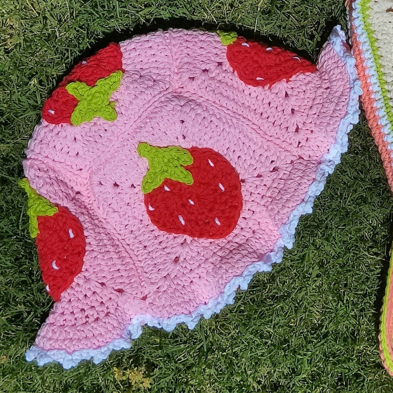 Strawberry Bucket Hat CROCHET PATTERN PDF Download - Etsy