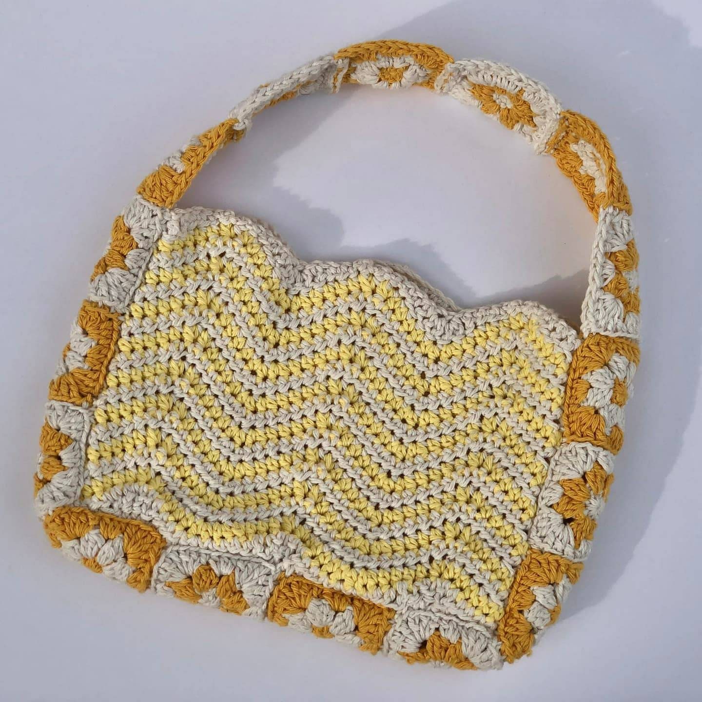 Wavy Daisy Purse *CROCHET PATTERN* - Etsy