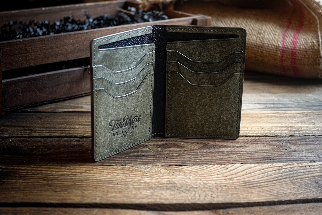 Neptune Leather Wallet in Grey - Etsy
