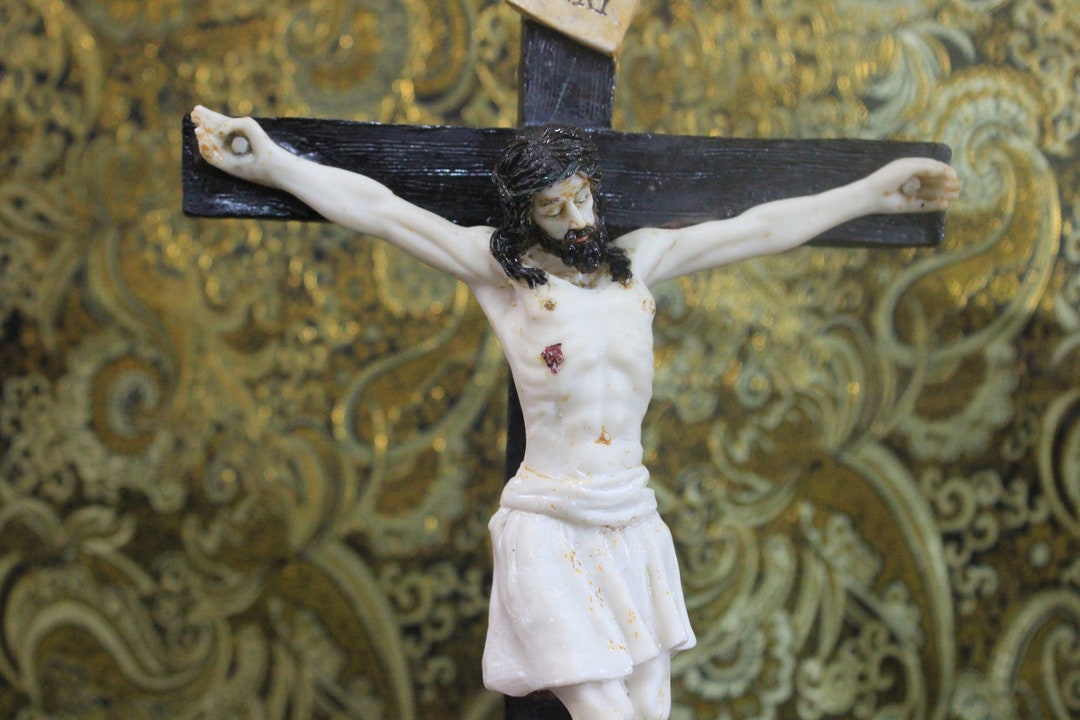 Tabletop Crucifix, Bakelite Crucifix, Resin Cross, Old 50's Crucifix ...