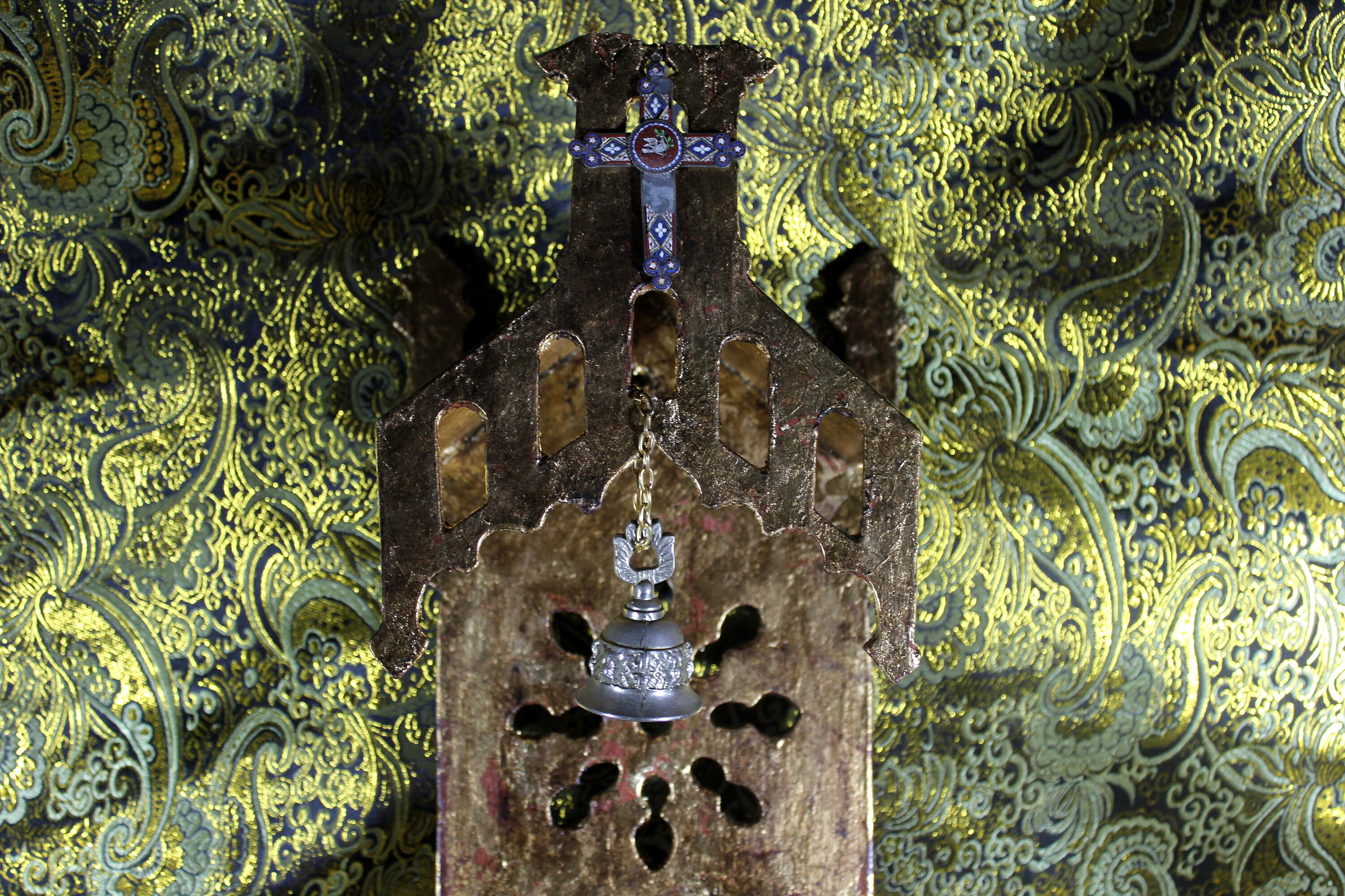 Great Neo gothic Niche 80 Cm Golden Wood Chapel Former - Etsy