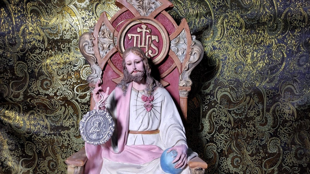 Great Jesus on Throne, Enthroned Jesus Christ Sculpture, Religious ...