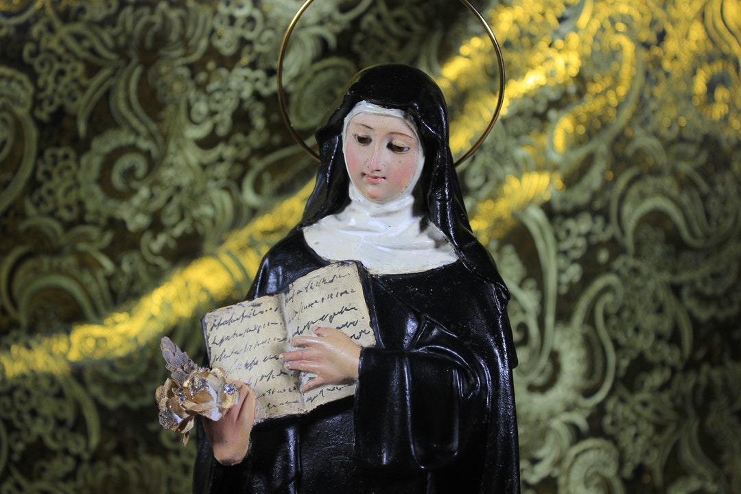 Saint Wivina Sculpture, Ancient Saint Sculpture, Saint Wivina Statue ...