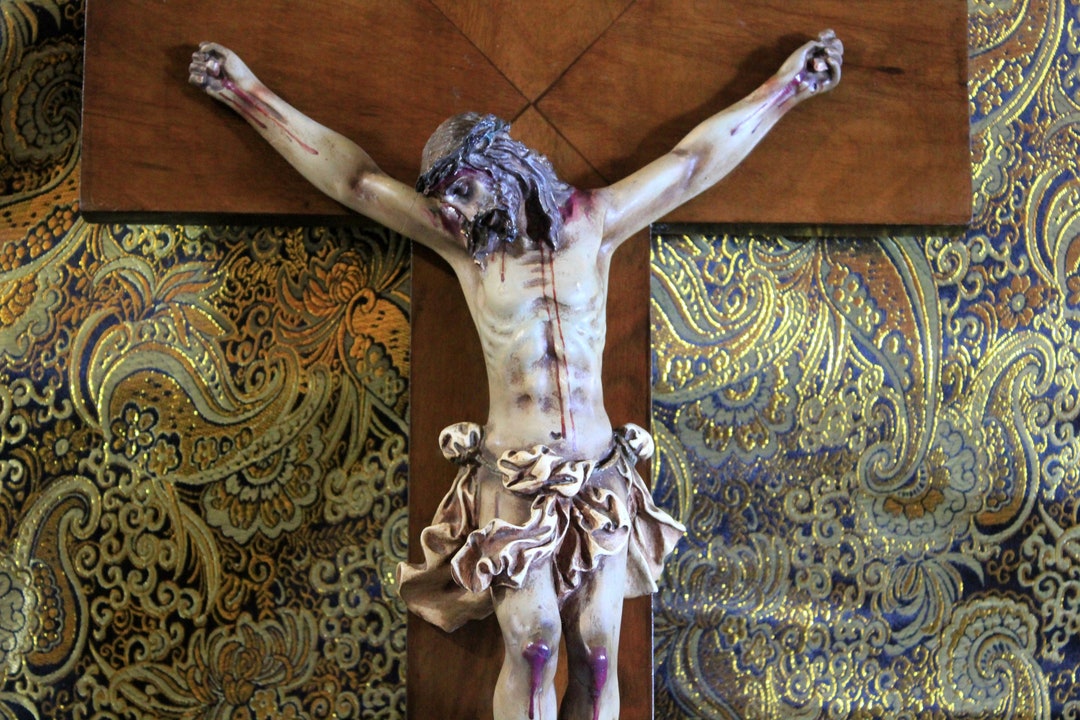 Crucifix 20s, Crucifix Cristo De Limpias, Antique Plaster Crucifix ...