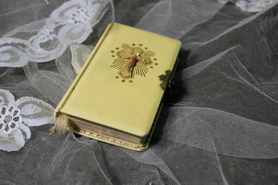 Old Missal for Children, " Jesús Divino", Christian Book, Prayer Book ...