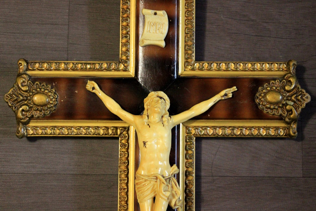 Antique Wall Crucifix, Bakelite Crucifix, Spanish Crucifix, Catholic ...