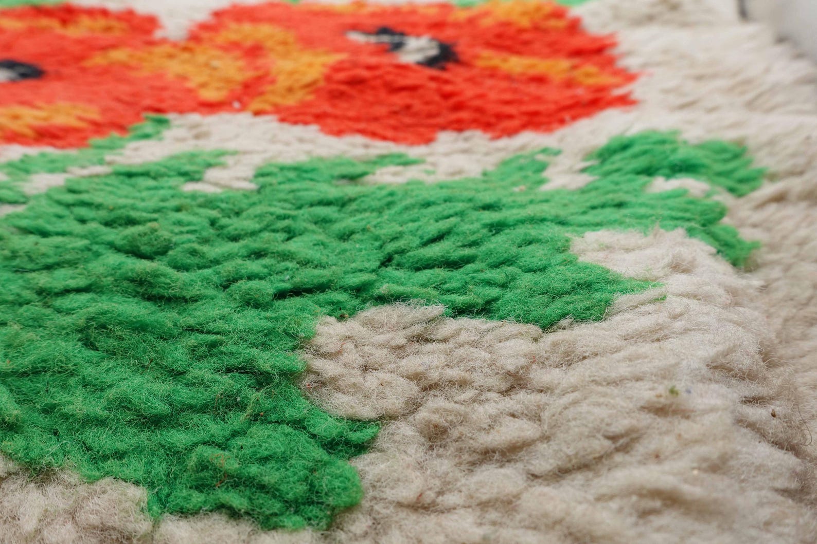 Vintage Latch Hook Rug Wall Hanging - Poppies - Tapestry - Wall Hanging ...