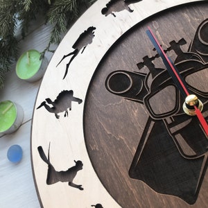 Scuba Diving Wall Clock Wooden Gift for Man Woman 5th Anniversary Scuba ...