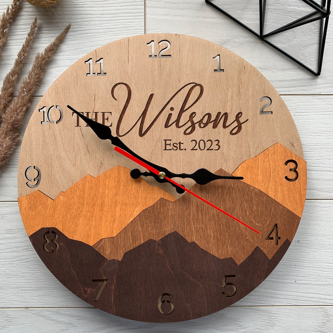 Personalized Family Name Clock, Anniversary Clock, Home Gift for Couple ...