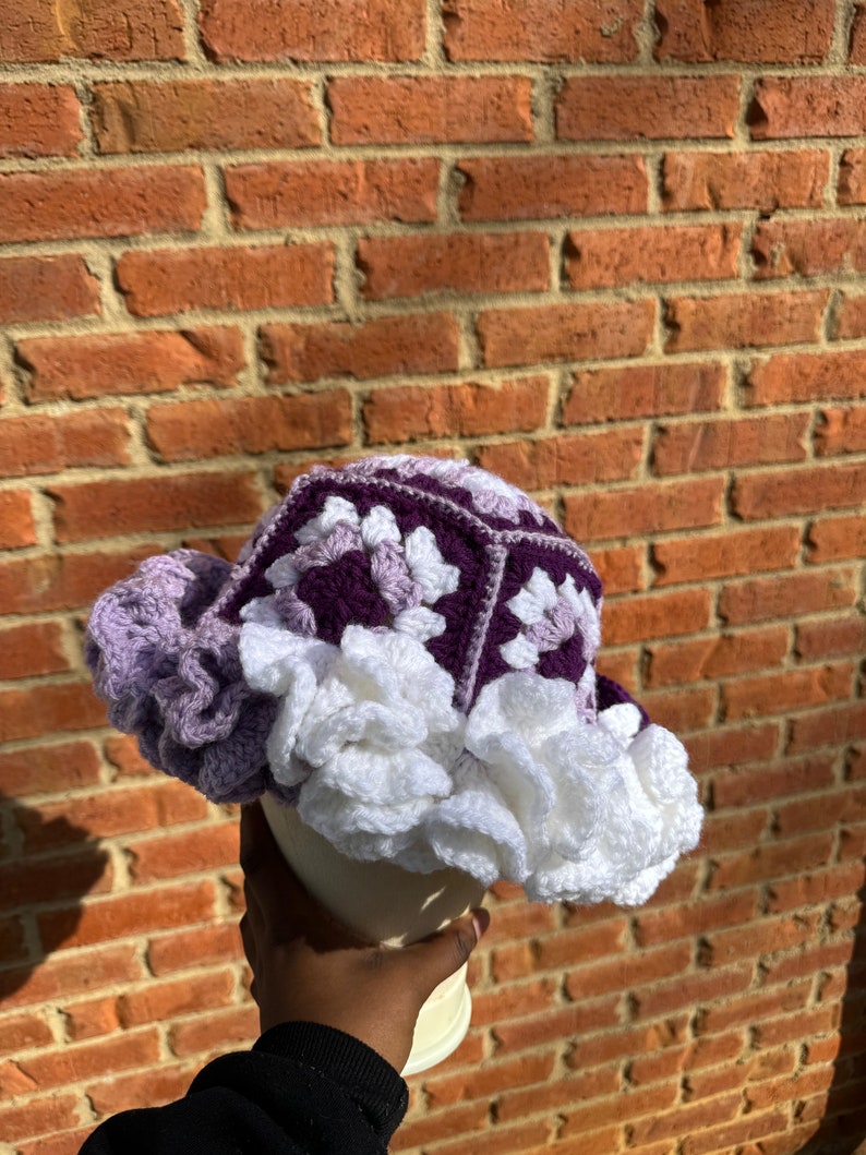 Custom Granny Square Ruffle Hat - Etsy