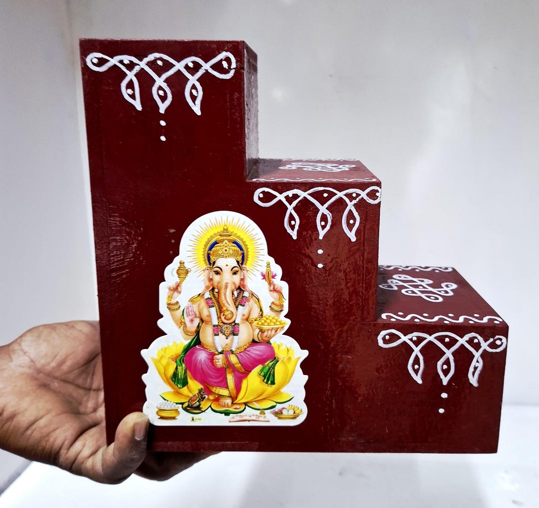 Hand-painted Kolam Pooja Steps Stand 8 Inch | 3-step MDF Deity Stand ...