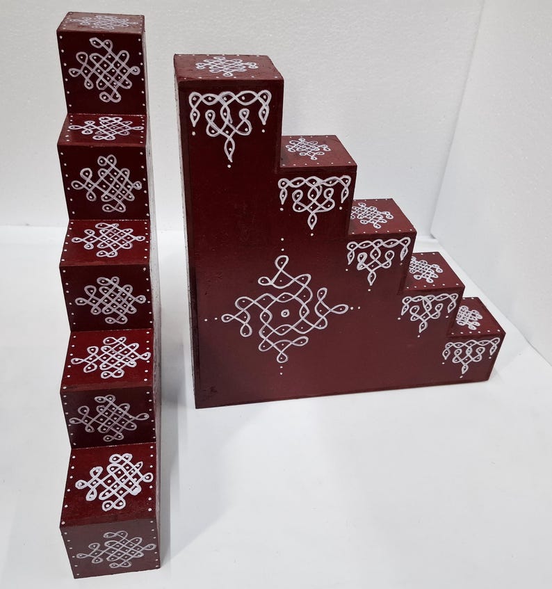 Hand-painted Kolam Pooja Steps Stand 14 Inch | 5-step MDF Deity Stand ...