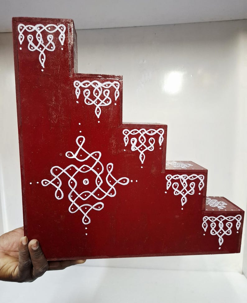 Hand-painted Kolam Pooja Steps Stand 14 Inch | 5-step MDF Deity Stand ...