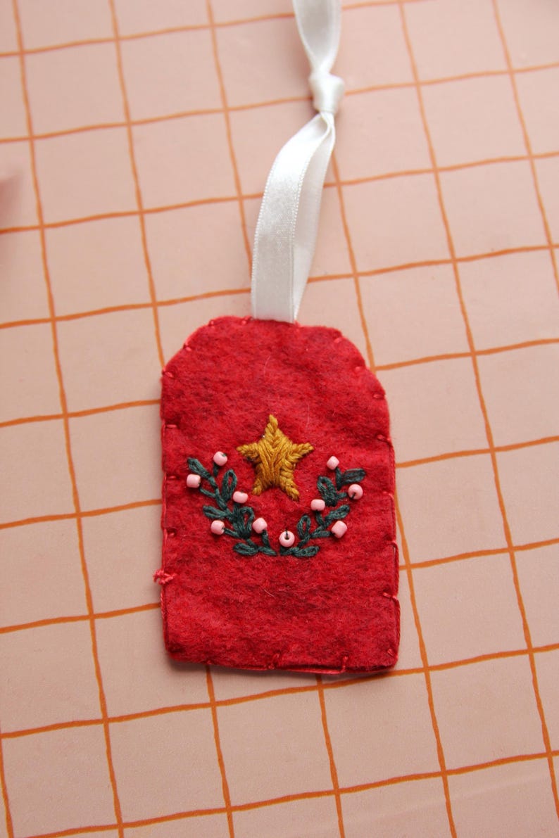 PDF DOWNLOAD: Holiday Gift Tags Hand Embroidered Christmas Gift Tags - Etsy