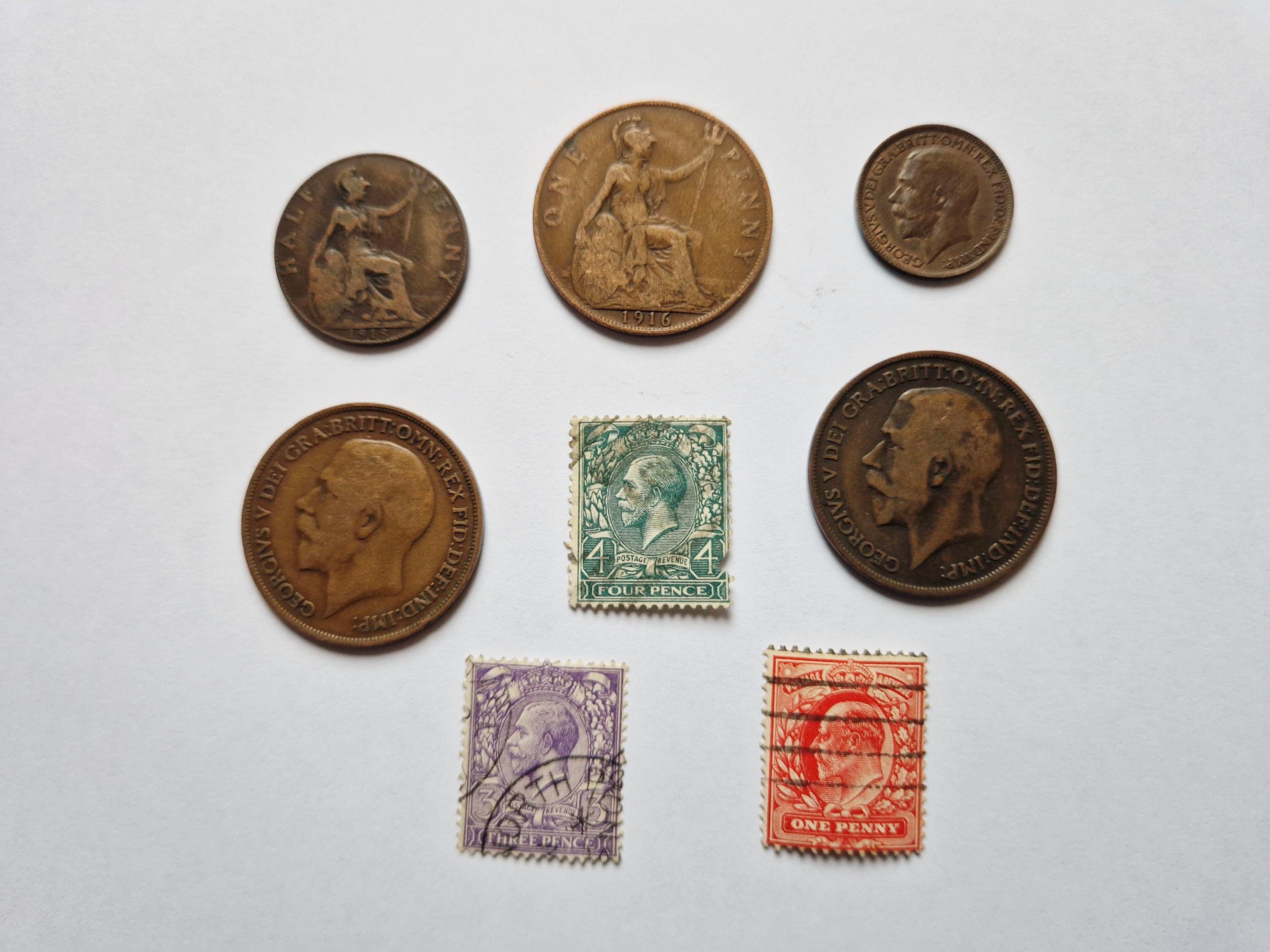 WW1 Coins & Stamps Gift Box - Etsy