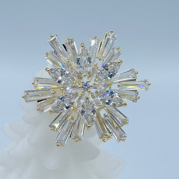 Snowflake Brooch Pin - Etsy
