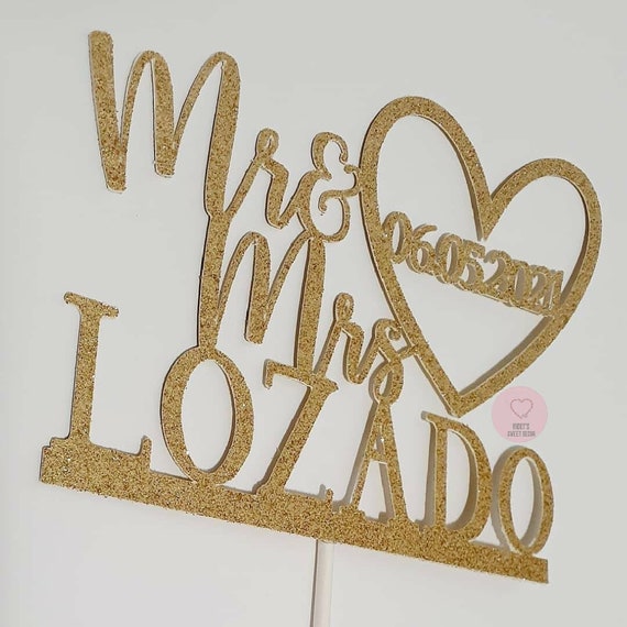 Mr and Mrs custom cake topper wedding cake topper | Etsy