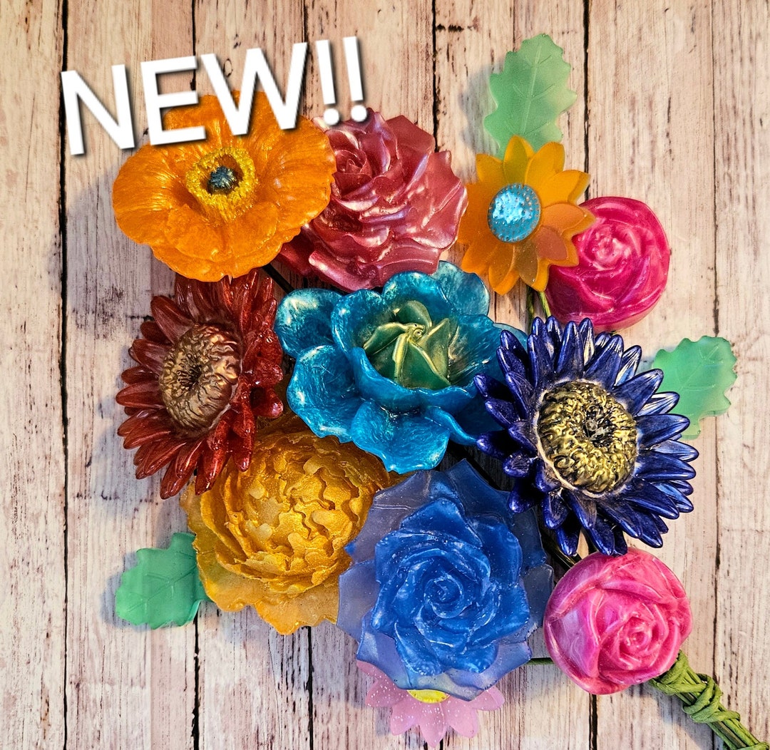 The PIONEER WOMAN, Lucite RETROSTYLE Large Flowers Resin Flowers Gift ...