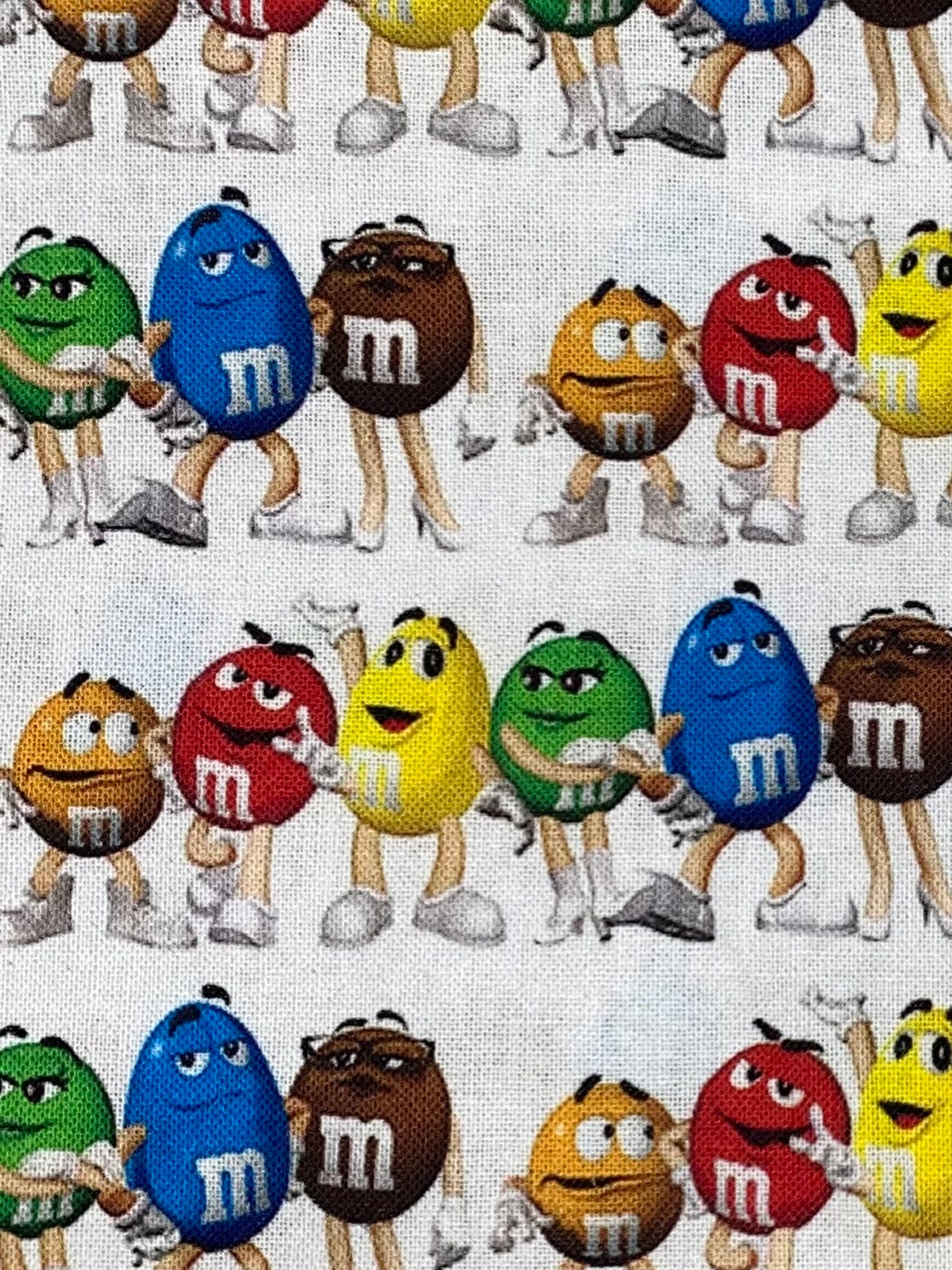 M&M Fabric 100% Cotton Fabric Fat Quarters Fat Eighths Tumbler Cut ...