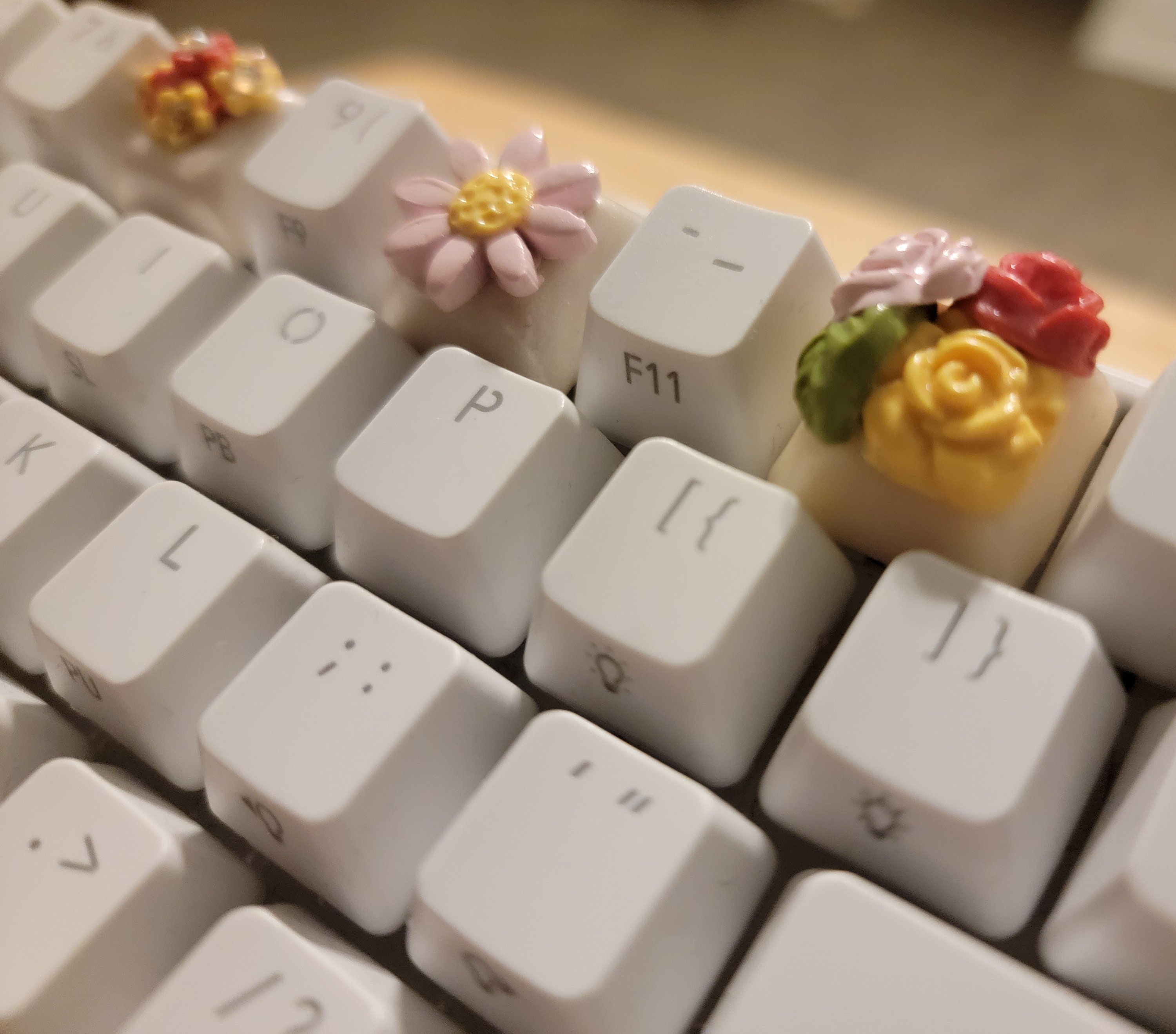 Flower_keycaps_mechanical Keyboard_polimerclay_handmade_3d - Etsy