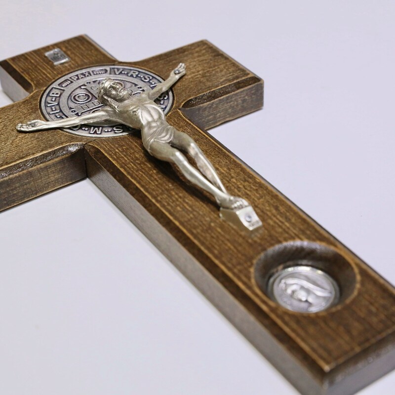Unique Crucifix - Etsy