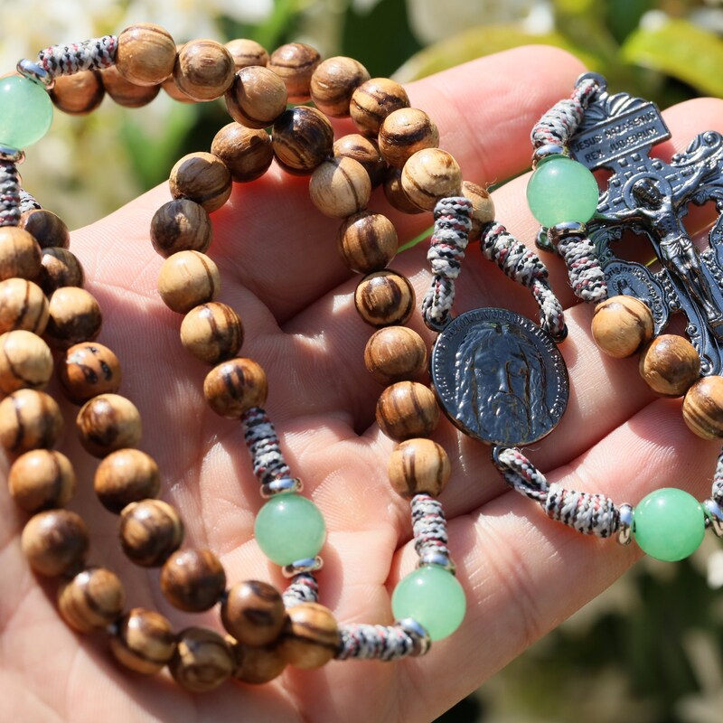 Holy Face Crucifix - Etsy