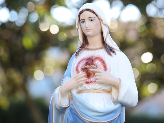 Sacred Heart Of Mary Statue