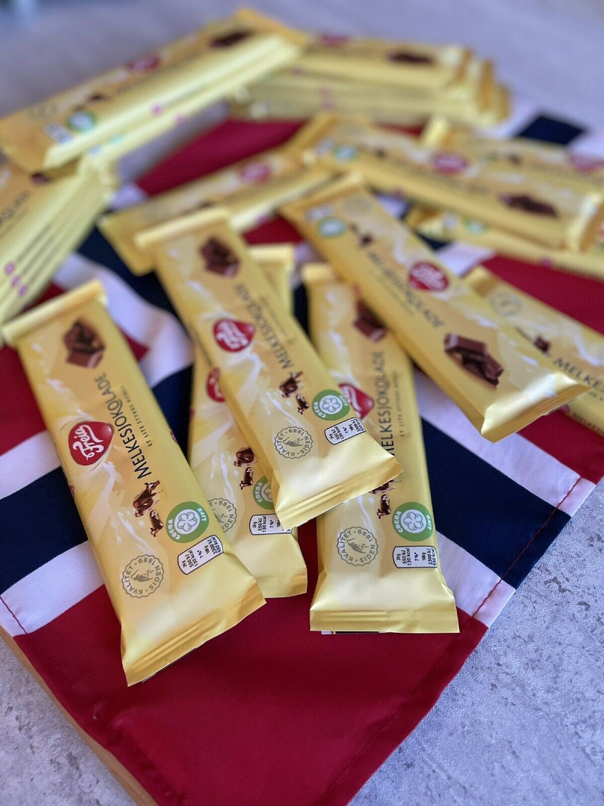 Norwegian Chocolate Freia 32X 60g Bars Melkesjokolade Norway Candy Gift ...