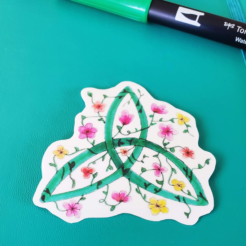 Celtic Knot Sticker, Waterproof Decal, Floral Celtic Knot, Trinity Knot ...